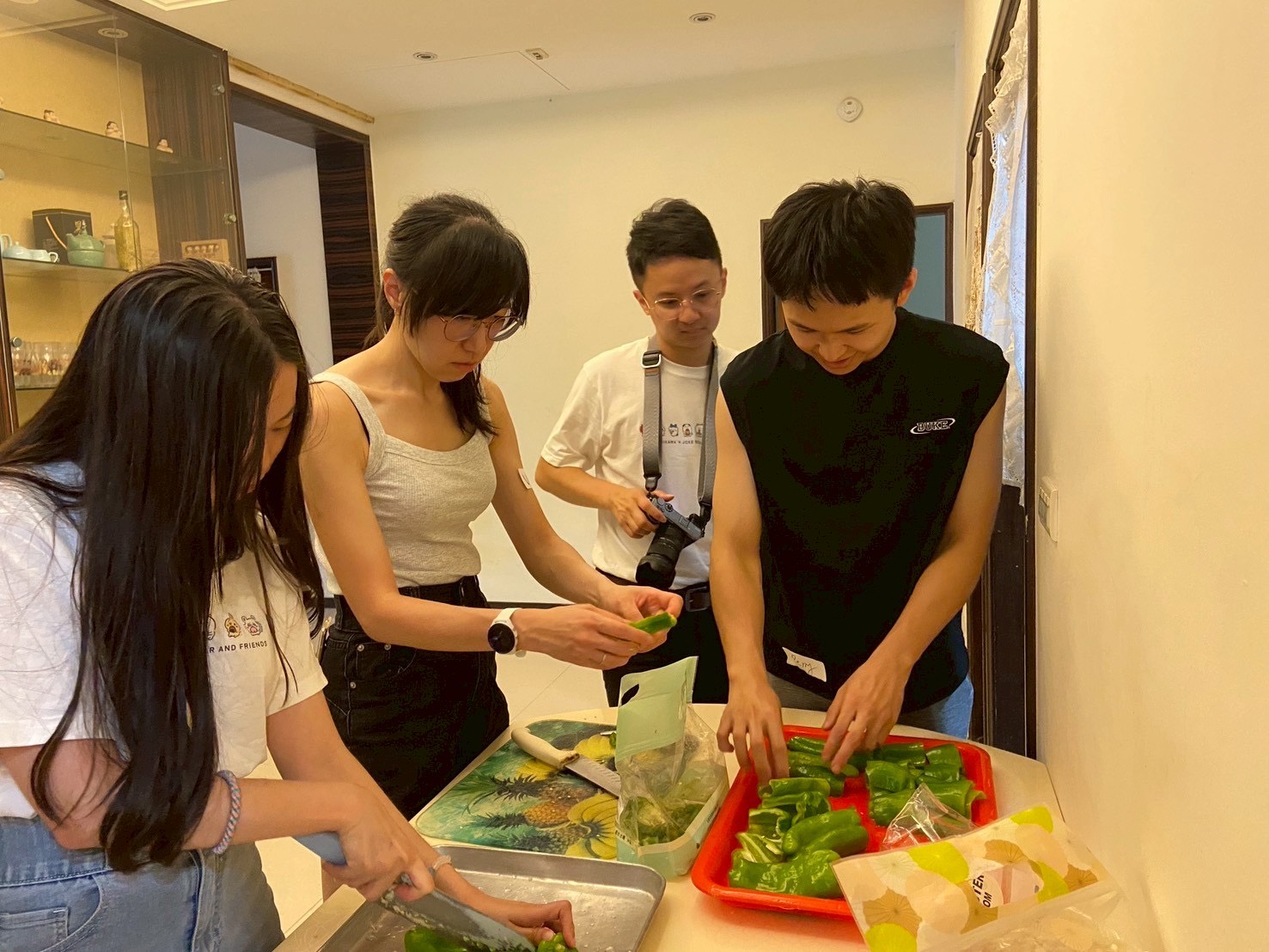 Toastmaster社團烤肉趴：一場重拾熱情與連結的盛會 · 朝向全端之路：從基礎到進階的技術探索 by Ken
